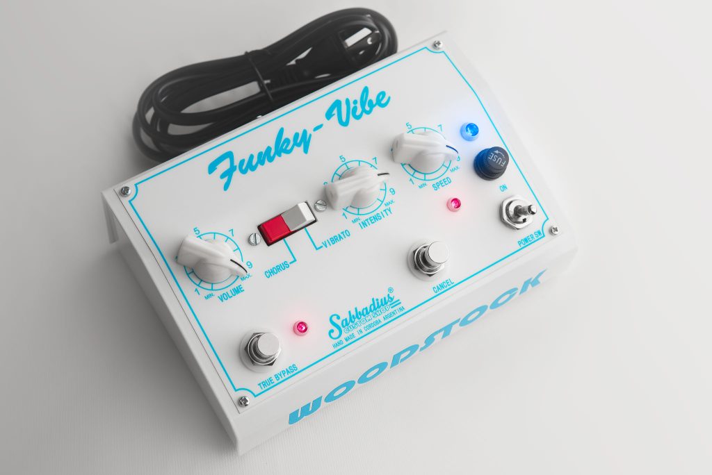 Funky-Vibe WOODSTOCK – SABBADIUS Electronics