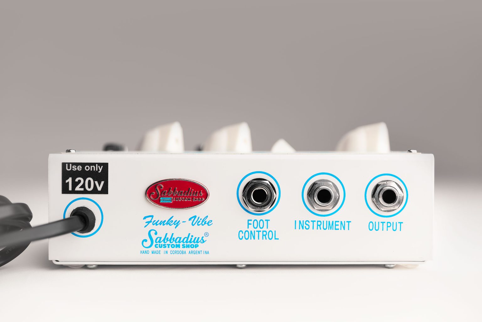 Funky-Vibe WOODSTOCK – SABBADIUS Electronics